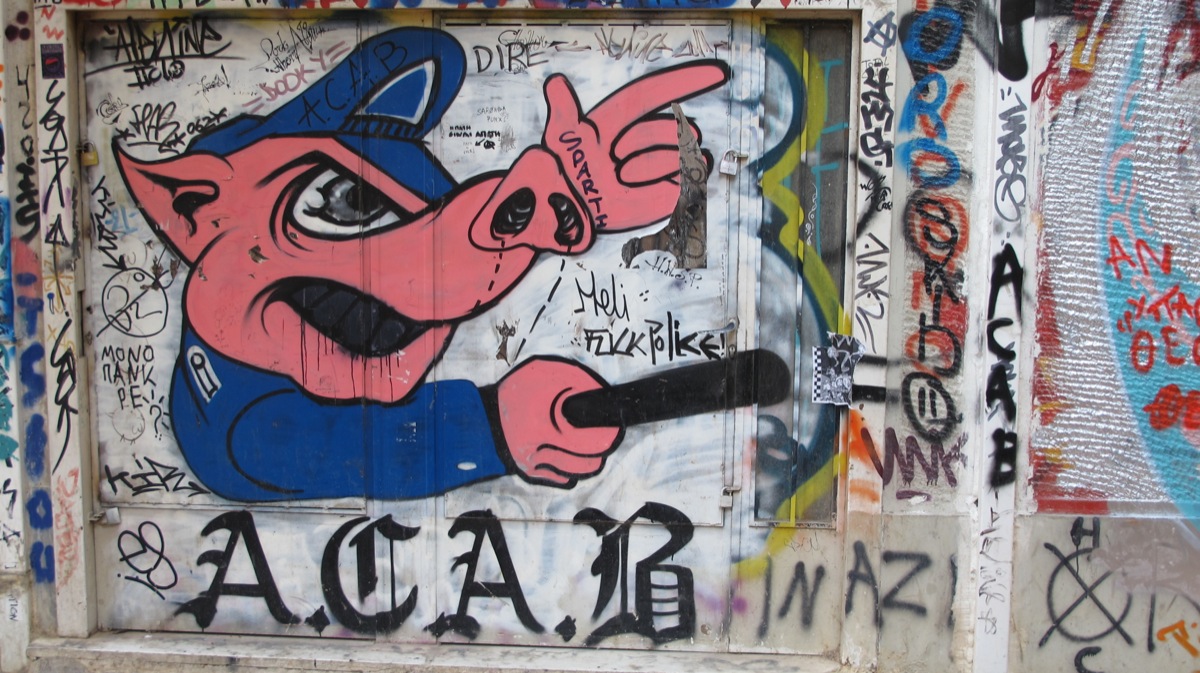 Breve historia ilustrada del acrónimo ACAB y 1312