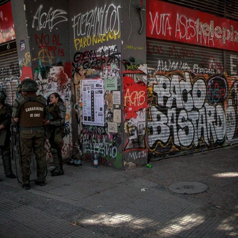 Breve historia ilustrada del acrónimo ACAB y 1312